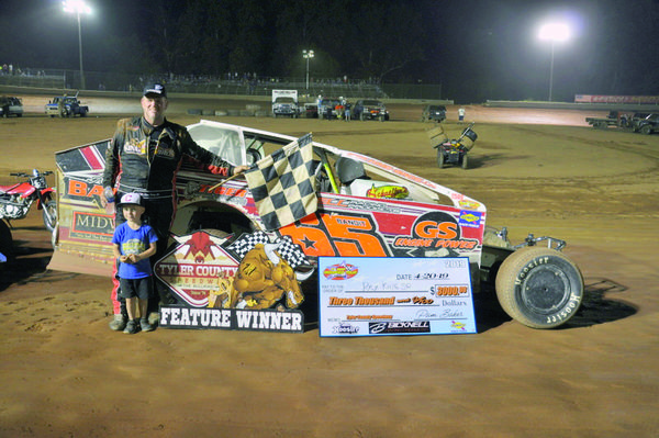 King, Riggs Victorious at Bull Ring | News, Sports, Jobs - Wetzel Chronicle